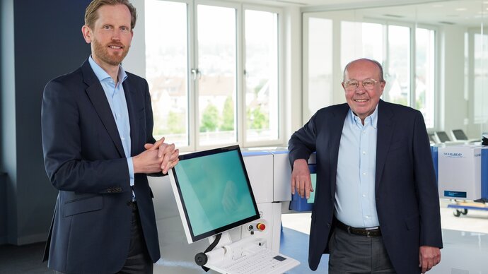 SCHWIND eye-tech-solutions - specialist for eyesight surgery - Schwind